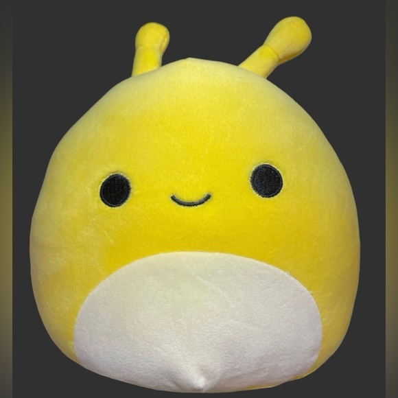 Squishmallows | Toys | Squishmallows Zarina The Banana Slug 2 Nwt ...